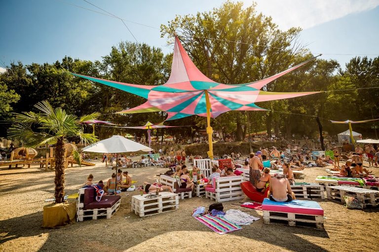 Sziget 2019 presenteert 27 elektronische acts voor Colosseum ...