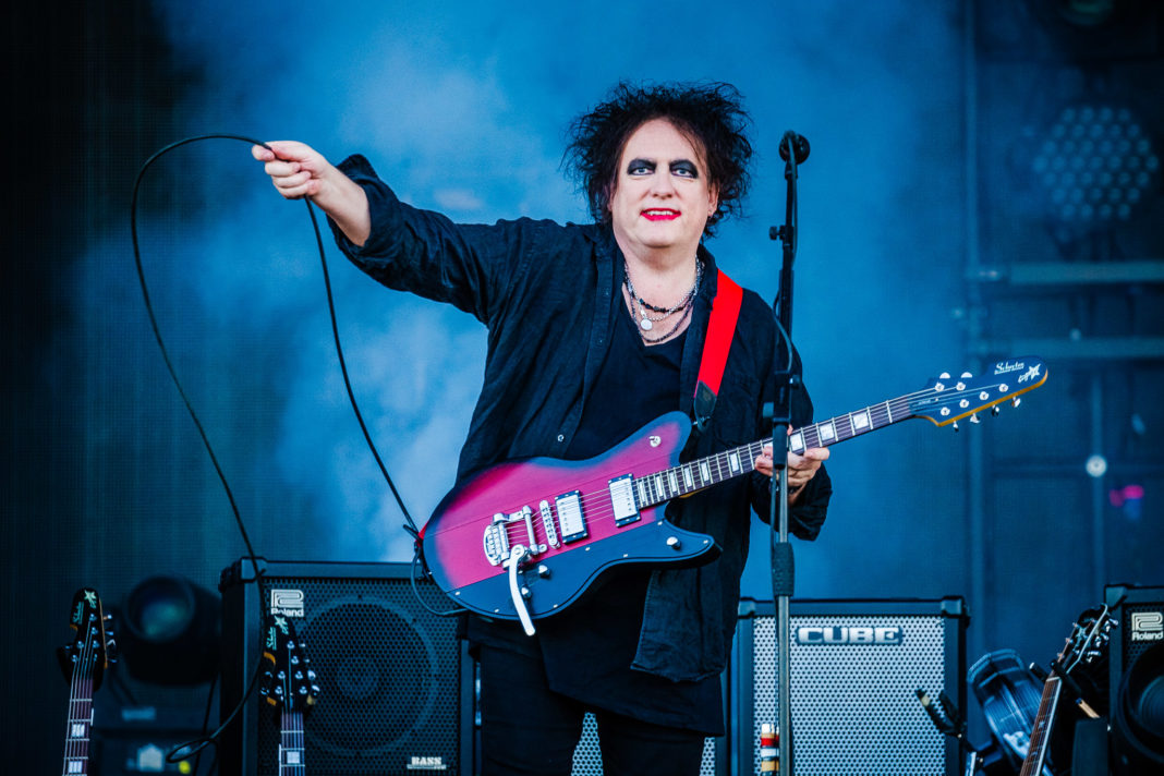 The Cure heeft nog twee albums klaarliggen | Festileaks.com