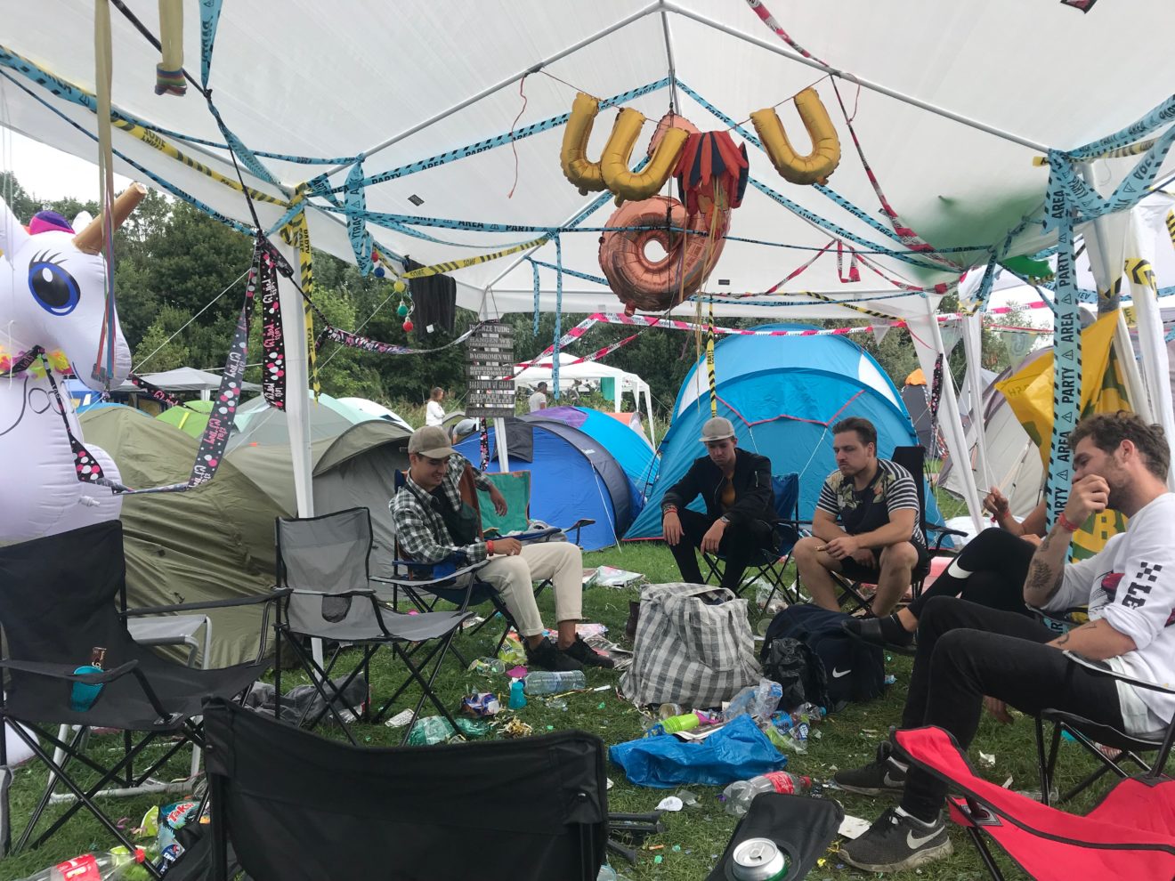 Terugblik: Dit waren de meest opvallende partytenten van Lowlands 2019 ...