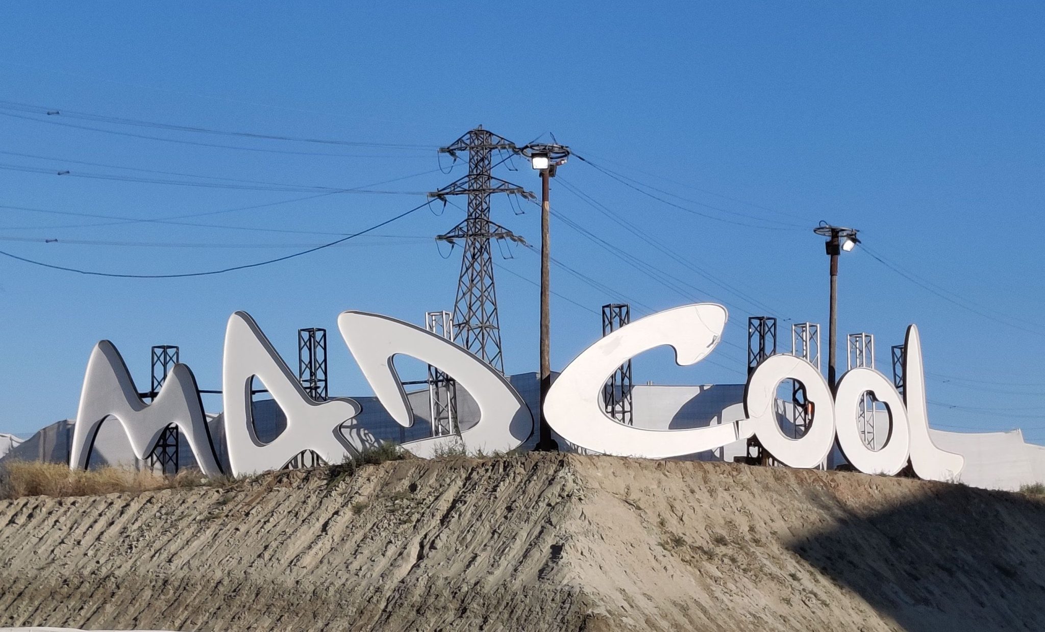 Mad Cool 2025 line-up: Kings of Leon, Alanis Morissette, Olivia Rodrigo ...