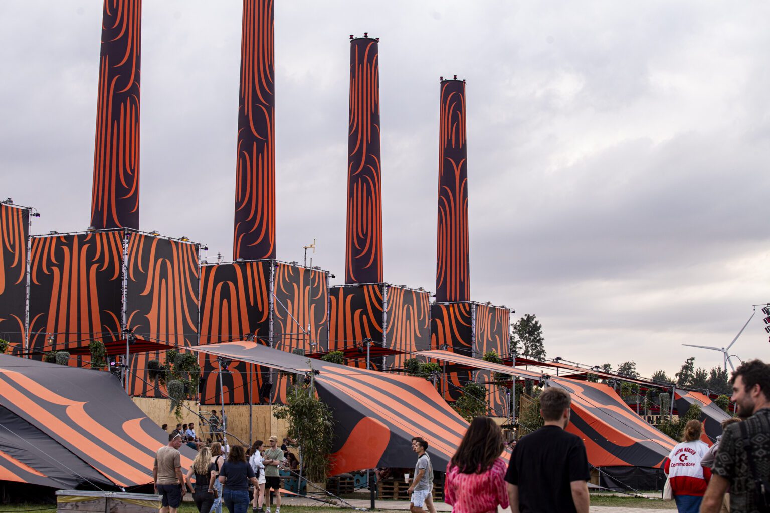 Geruchtenoverzicht: welke acts komen naar Lowlands 2025? | Festileaks.com